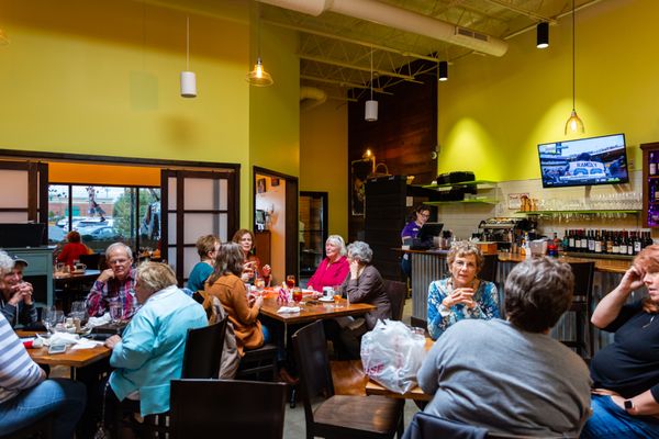 NOOSH NOSH - 356 Photos & 204 Reviews - 4816 Brownsboro Ctr, Louisville ...