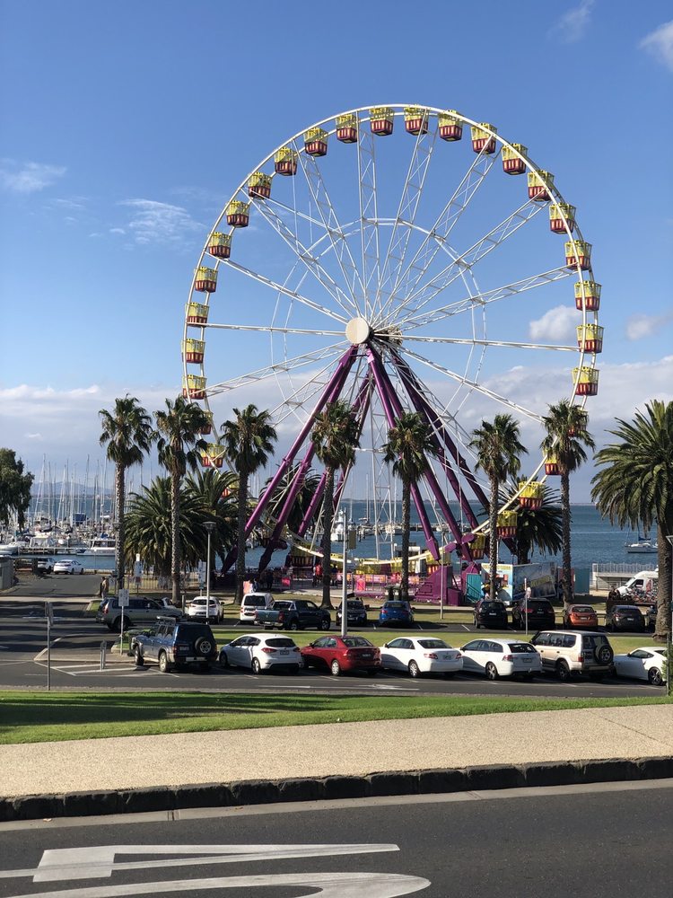 EASTERN BEACH RESERVE - Updated January 2025 - 32 Photos - Ritchie Bvd ...
