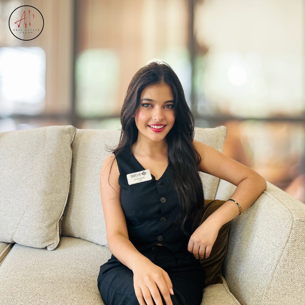 AMRAJ KAUR- HOMESMART REALTY - Updated August 2025 - Contact Agent ...