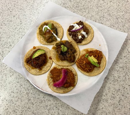 GUISADOS - 2785 Photos & 2612 Reviews - 2100 East Cesar E Chavez Ave ...