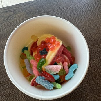 CHILLER BEE FROZEN YOGURT - FRISCO - Updated December 2025 - 53 Photos ...