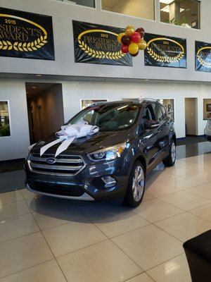 L.B. SMITH FORD - Updated December 2025 - 32 Reviews - 1100 Market St ...