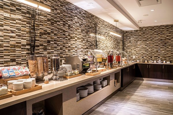 HOLIDAY INN KITCHENER-WATERLOO CONF. CTR. - Updated October 2025 - 59 ...