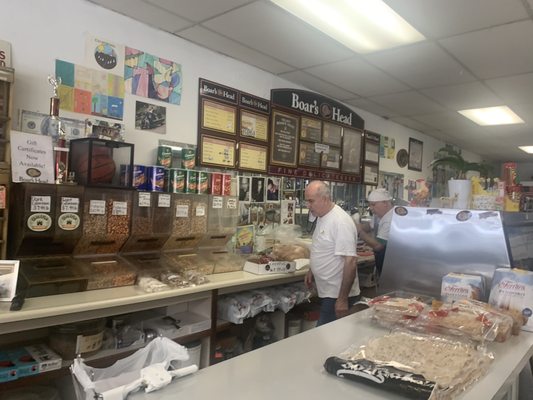 ITALIAN MIDDLE-EASTERN MARKET - Updated July 2025 - 31 Photos & 102 ...