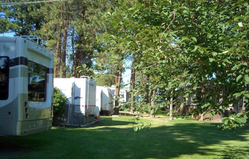 SHADY LANE RV TRAILER PARK - Updated December 2025 - 1510 Glenmore Rd N ...