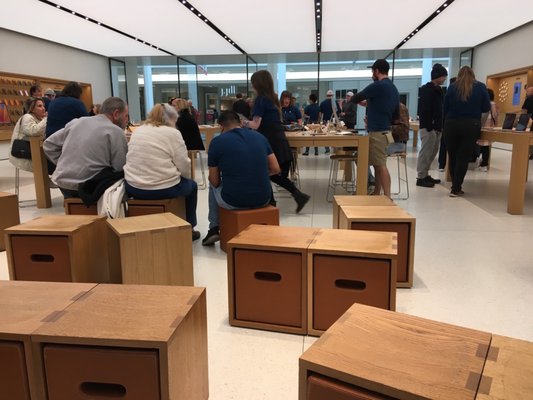 APPLE SOUTH HILLS VILLAGE - Updated December 2025 - 78 Photos & 82 ...