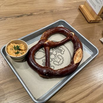 TRUMER BREWERY - Updated August 2025 - 190 Photos & 83 Reviews - 1404 ...