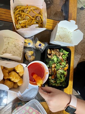 CHINA HOUSE - Updated March 2025 - 13 Photos & 15 Reviews - 2240 ...