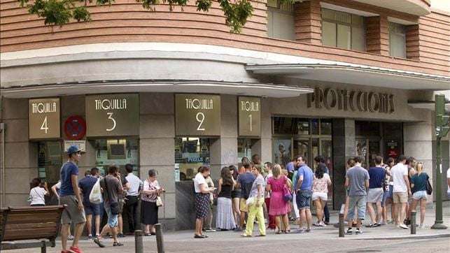 CINESA PROYECCIONES - 10 Photos & 21 Reviews - Calle de Fuencarral, 136 ...