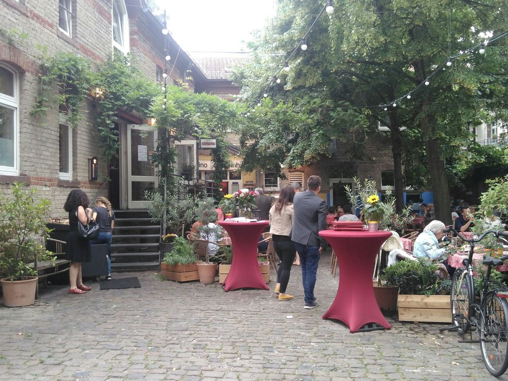 CAFÉ KOSTBAR - 89 Photos & 34 Reviews - Nauwieserstr. 19, Saarbrücken ...