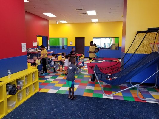 ADVENTURE KIDS PLAYCARE - Updated July 2024 - 78 Photos & 19 Reviews ...