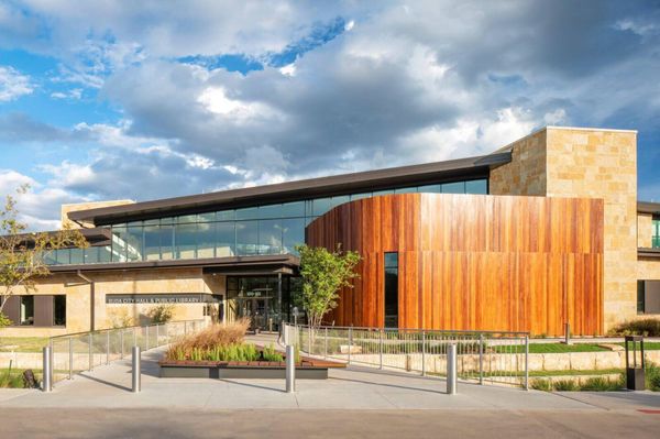 BUDA PUBLIC LIBRARY - Updated October 2025 - 11 Photos & 12 Reviews ...