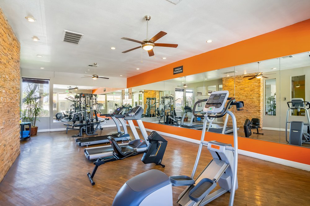 SUMMIT RIDGE APARTMENT HOMES - Updated October 2025 - 116 Photos & 28 ...