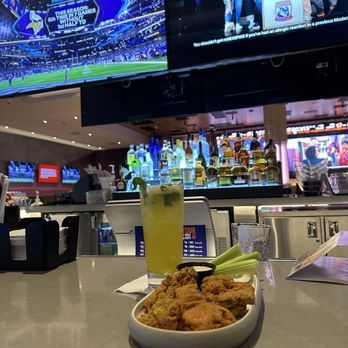 DAVE & BUSTER’S SPOKANE - Updated January 2026 - 50 Photos & 24 Reviews ...