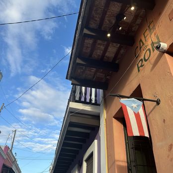CAFE CON RON - Updated August 2025 - 71 Photos & 24 Reviews - Calle de ...