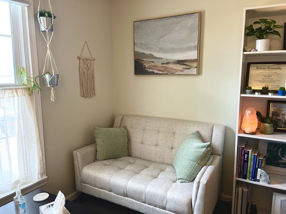 AMBER KINNEY, LMHC - Updated September 2024 - 819 E 64th St ...