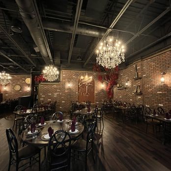 LAILA - Updated October 2025 - 322 Photos & 249 Reviews - 45 Page Ave ...