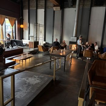 RONTOMS - Updated December 2025 - 281 Photos & 535 Reviews - 600 E ...