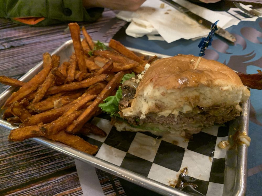 BIGFOOT GRILLE - Updated July 2024 - 41 Photos & 61 Reviews - 525 S ...