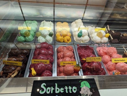 VICTORIA ICE CREAM & FUDGE FACTORY - Updated September 2025 - 24 Photos ...