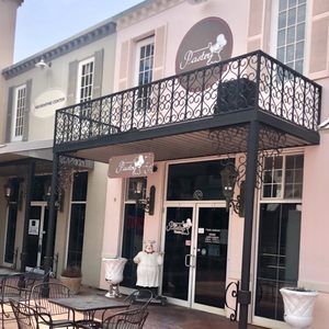 BEATRIZ CAKES - Updated February 2025 - 17 Photos - 302 E Hillside Rd, Laredo, Texas - Bakeries ...