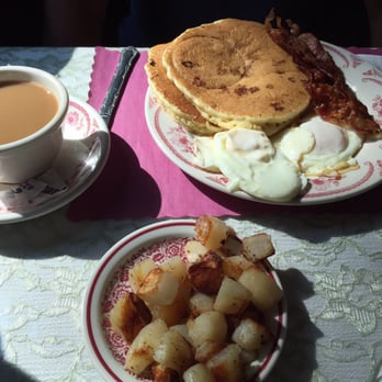 PLUM POINT LODGE ON SENECA - Updated June 2024 - 44 Photos & 26 Reviews ...