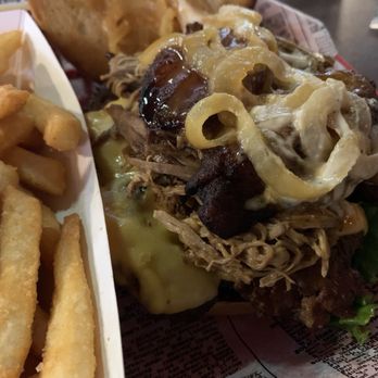 THE SHERIFF BURGER - Updated December 2024 - 104 Photos & 108 Reviews ...