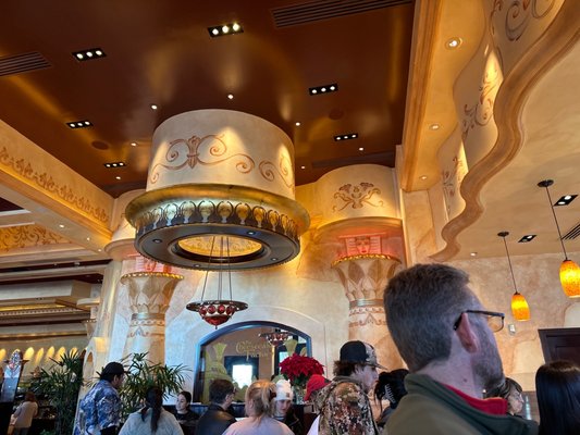 THE CHEESECAKE FACTORY - Updated August 2025 - 427 Photos & 496 Reviews ...