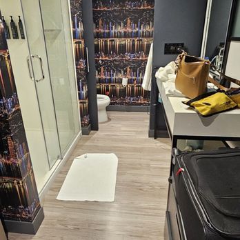 ALOFT PROVIDENCE DOWNTOWN - Updated July 2025 - 99 Photos & 32 Reviews ...