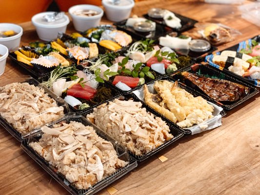 YOSHITSUNE RESTAURANT - 2061 Photos & 661 Reviews - 2586 Kalakaua Ave ...