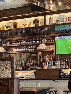 P MCDAID’S IRISH PUB - Updated December 2024 - 56 Photos & 66 Reviews ...