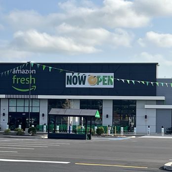 AMAZON FRESH - Updated December 2025 - 20 Photos - 1837 Street Rd ...