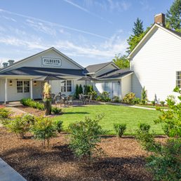 FILBERTS FARMHOUSE KITCHEN - Updated December 2025 - 648 Photos & 576 ...