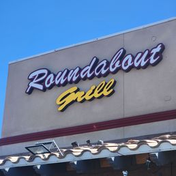 ROUNDABOUT GRILL - Updated January 2026 - 156 Photos & 200 Reviews ...