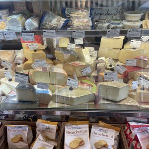 BABYLON CHEESE CELLAR - 91 Photos & 39 Reviews - 51 Deer Park Ave ...
