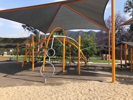 JOHNNY CARSON PARK - 169 Photos & 42 Reviews - 400 S Bob Hope Dr ...