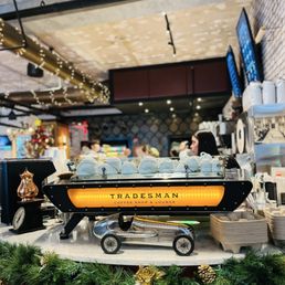 TRADESMAN COFFEE SHOP & LOUNGE - Updated July 2025 - 883 Photos & 417 ...