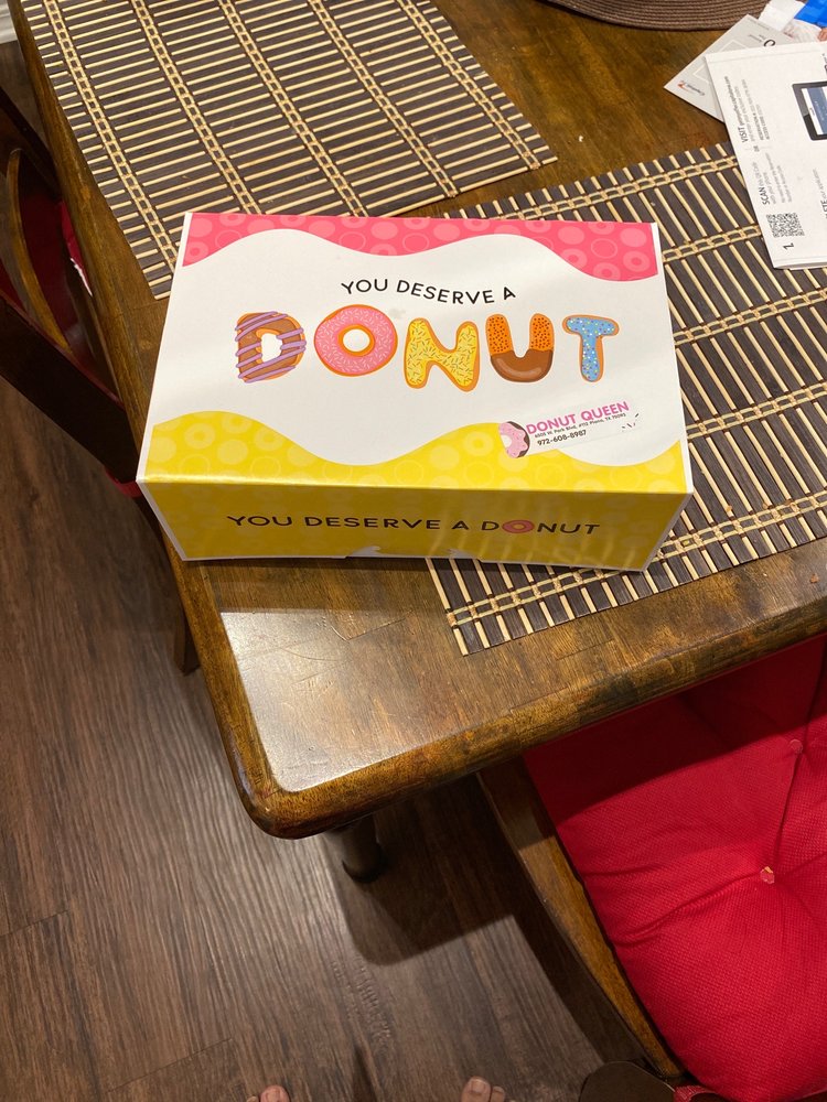 DONUT QUEEN - Updated August 2025 - 17 Photos & 22 Reviews - 6505 W ...