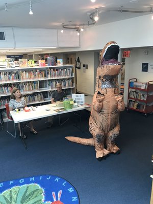 TREDYFFRIN PUBLIC LIBRARY - Updated October 2025 - 18 Photos - 582 ...