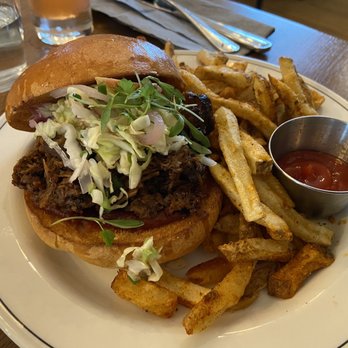 THE WATERSHED PUB - Pub at 2129 Market St, Camp Hill, Pennsylvania ...