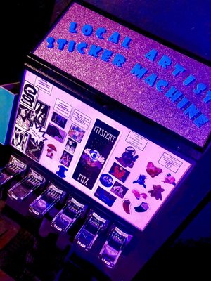 QUARTERS ARCADE BAR - Updated September 2024 - 79 Photos & 124 Reviews ...