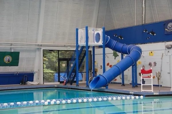 BELLEVUE AQUATIC CENTER - Updated November 2024 - 24 Photos & 37 ...