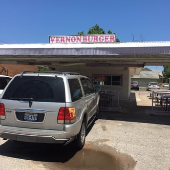 VERNON BURGER - Updated March 2024 - 21 Reviews - 2330 Wilbarger St ...