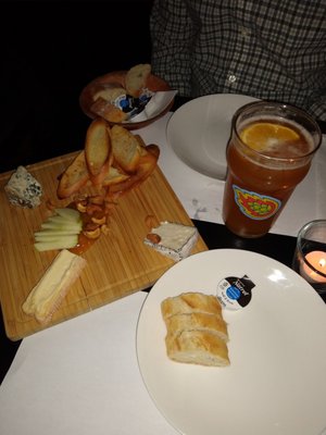 DIESE ONZE - 39 Photos & 65 Reviews - 4115-A Rue Saint-Denis, Montréal ...