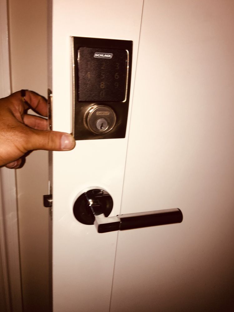 SAFEWAY LOCKSMITH - Updated October 2025 - 253 Photos & 28 Reviews - 1 ...