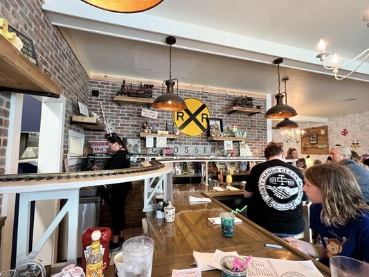 WINDHILL PANCAKE PARLOR - Updated March 2026 - 249 Photos & 236 Reviews ...