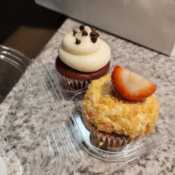 CODETTA BAKE SHOP - Updated October 2025 - 37 Photos & 35 Reviews ...