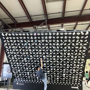 PORTLAND ROCK GYM - BEAVERTON - Updated December 2024 - 28 Photos ...