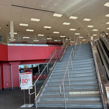 TARGET - Updated May 2025 - 343 Photos & 401 Reviews - 855 E Birch St ...