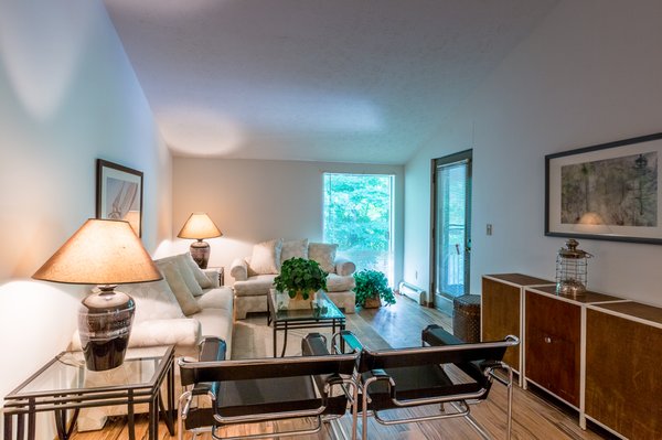 TIMBER TOP APARTMENTS & TOWNHOMES - Updated August 2025 - 18 Photos ...